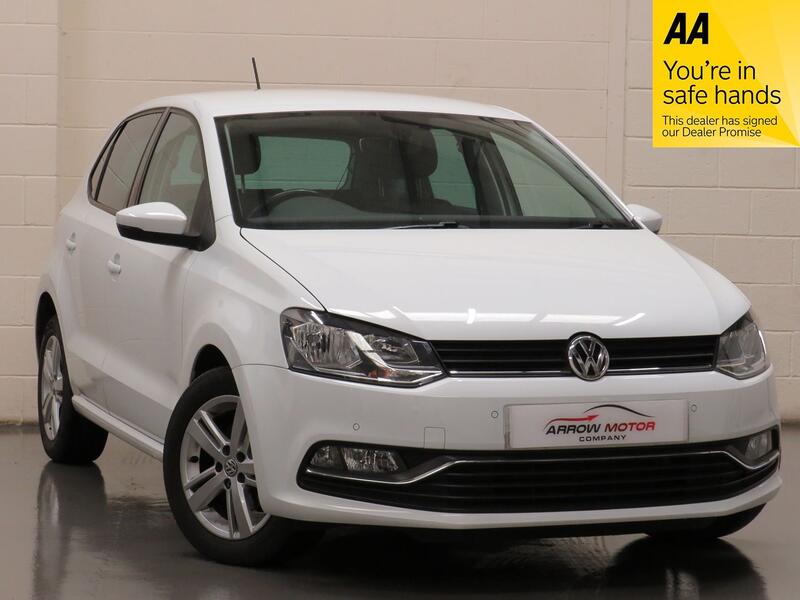 Used VOLKSWAGEN POLO 2017 White
