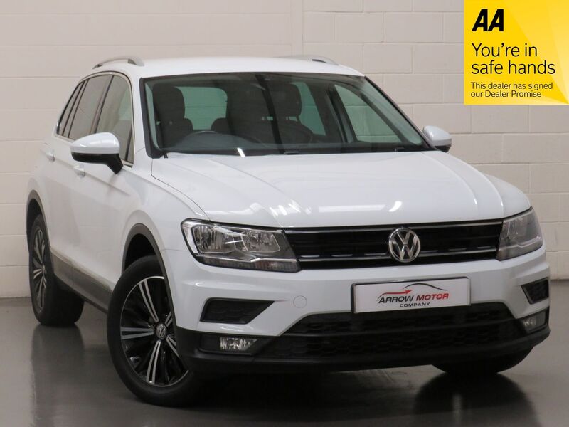 Used VOLKSWAGEN TIGUAN 2018 White